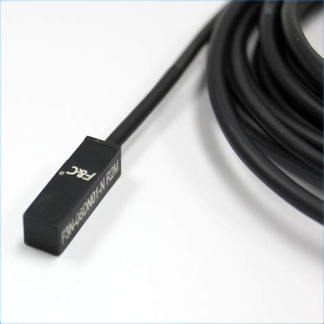 Square Inductive Proximity Sensor Switch 1mm Inductive Proximity Sensor