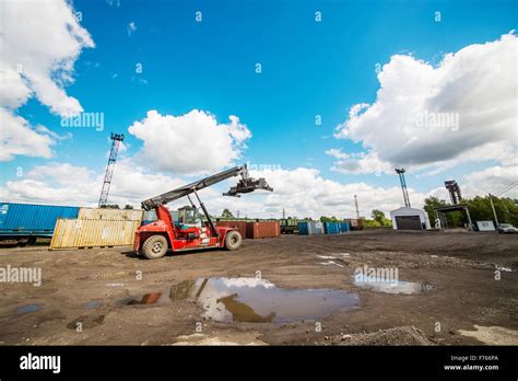 Cargo Container Depot Hi Res Stock Photography And Images Alamy