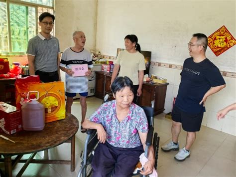 情暖中秋 与爱同行——新兴县委编办开展中秋慰问活动 中共新兴县委机构编制委员会办公室 Cninfo