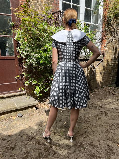 1950s Grey And White Cotton Box Pleat Dress For Sale At 1stdibs