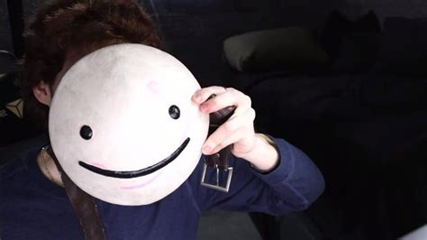 Popular Minecraft YouTuber Dream Reveals Face BBC News