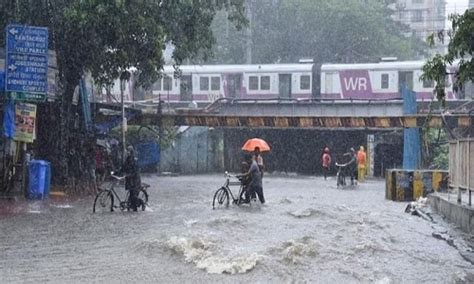 Mumbai Rain राज्यात पावसाचे जोरदार आगमन मुंबई तुफान पाऊस