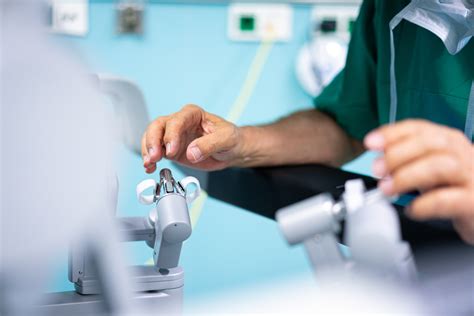 Dr Wolfgang Loidl Spezialist Für Davinci Roboter Chirurgie Und Urologie