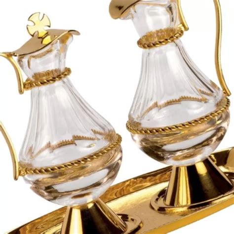 La Importancia De Los Vasos Sagrados En La Liturgia Católica San
