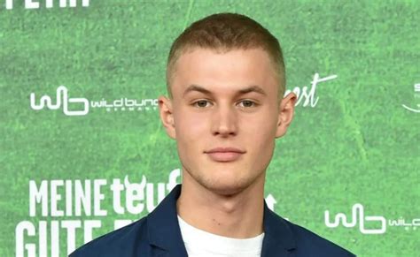 Ludwig Simon Height Weight Body Measurements Shoe Size