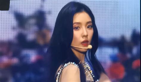 baeju on Twitter RT ypppp 아이린 배주현 레드벨벳 콘서트 Peek a boo ending 여신 아이린 RedVelvet