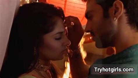 Maaya S01 E03 2020 Unrated Hindi Hot Web Series Tnaflix Porn Videos