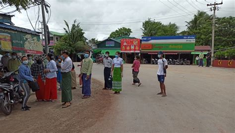 ခင်ဦးမြို့၌ နေအိမ်ပြင်ပသွားလာရာတွင် ပါးစပ်၊ နှာခေါင်းစည်း Mask တပ်ဆင်ခြင်းမရှိသူ ၂၄ ဦးအား င