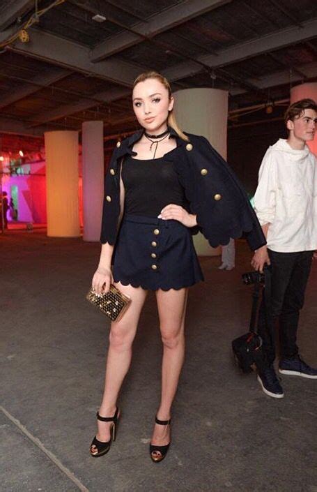 Disney Star Peyton List Idolizes Blake Lively Like The Rest Of Us Gives Tour Of Her Closet Artofit