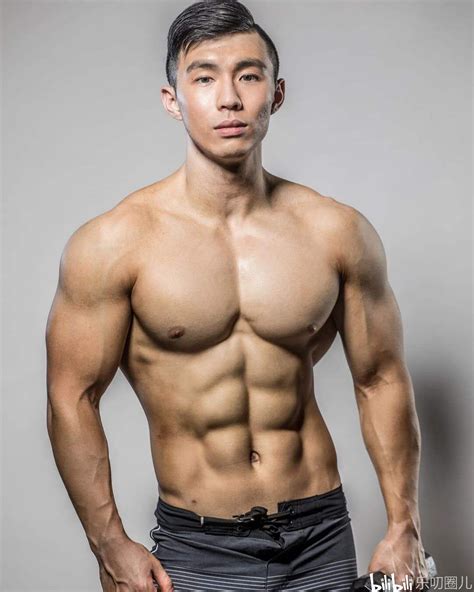拳击手的颜值好圈粉质感的胸肌和腹肌更是让人垂涎男友力爆棚 哔哩哔哩