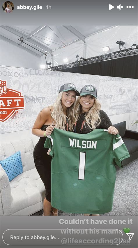 Zach Wilsons Girlfriend Abbey Gile Already Sporting Jets Gear At Draft