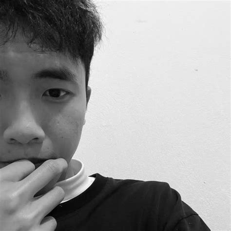 Trần Văn Đông Dong • Threads Say More