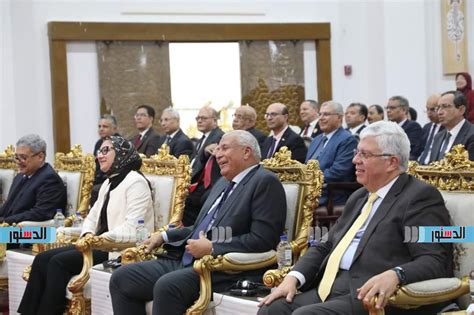 وزير التعليم العالى ومحافظ الوادى الجديد يتفقدان العاصمة الإدارية