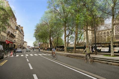 La nouvelle Piste cyclable sécurisée entre Ivry et la place Valhubert