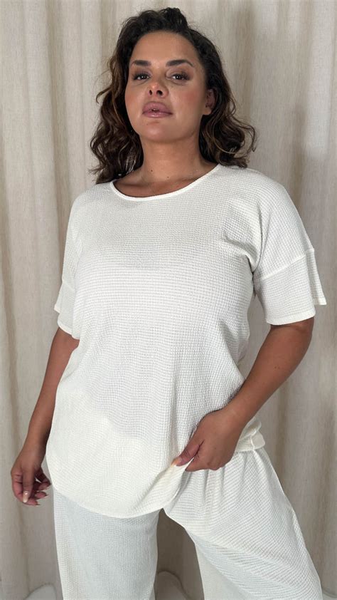 Curvewow Knit Drop Shoulder Tunic Top Cream Curvewow