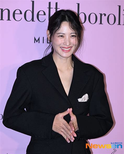 수현 수줍은 미소 [포토엔hd]