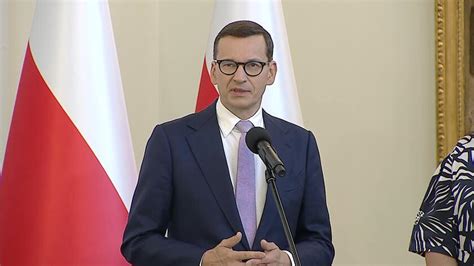 Premier przekonuje że lekarze wracają do Polski Co na to medycy Mam