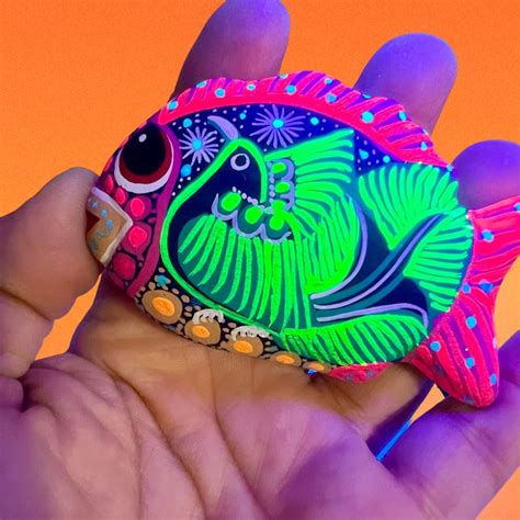 046 Mini Singing Fish