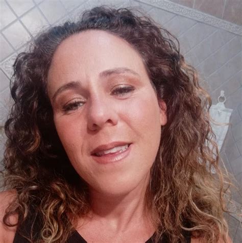 Rosa De Luca Foto Confinelive