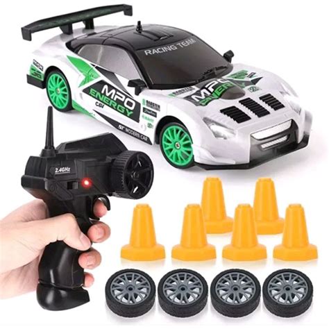 Carrinho De Controle Remoto Drift Scale Mod 4WD Rc Toys Controle 2 4G