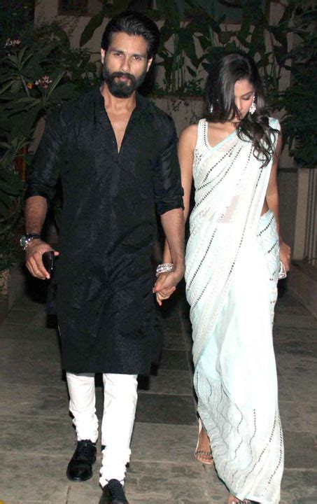 Shahid Mira First Diwali Celebration View Pics Bollywood News
