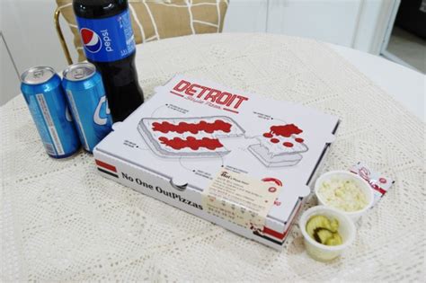 피자헛 신메뉴 디트로이트 피자 풍미 가득한 미티 디럭스 네이버 블로그