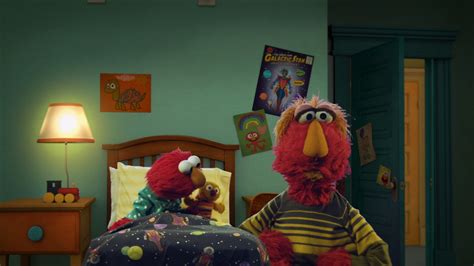 Elmos Ducks Bedtime Story The Perfect Way To Finish A Bedtime Routine Is With A Story Before