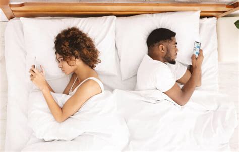 No More Pillow Talk Phones In Bed Taking A Toll On Relationships Sex Lives