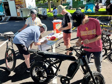 Reno Food Truck Friday Offering Free Bike Valet Maintenance
