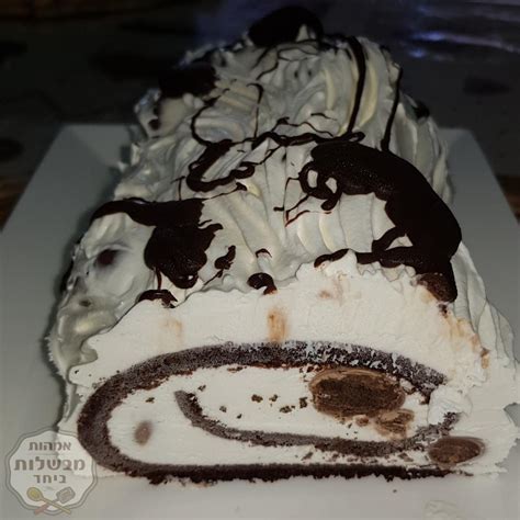 רולדת שוקולד עם קרם גבינה וקליק אמהות מבשלות ביחד