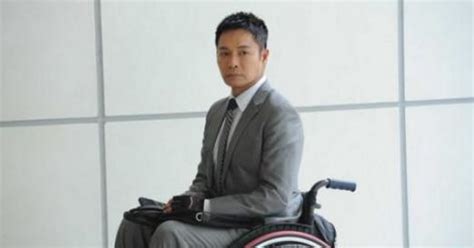 Tvb年度巨著《再創世紀》開播，這次郭晉安不再是「傻強」了 每日頭條