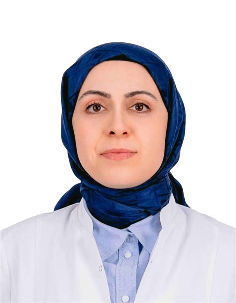 Arş Gör Cemİle Nur Yildirim DİŞ HekİmlİĞİ FakÜltesİ