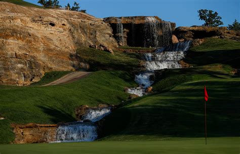 Cliffhangers Golf Course A Look At Big Cedar Lodges Par 3 Course