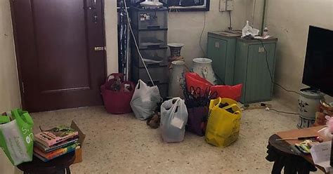 De Hoarding After Album On Imgur