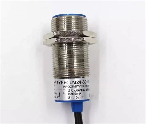 Mm Omron Inductive Proximity Sensor V PNP At Rs In Badlapur