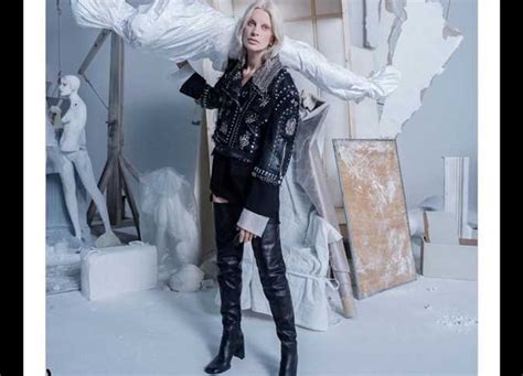 زارا تحذف الحملة الإعلانية الأخيرة بعدما تضمنت صورا تحاكي مشاهد حرب غزة