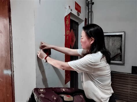 夏淼珍督导朝农街道“创文巩卫”工作并参加爱国卫生运动“周末大扫除”活动责任相关小区