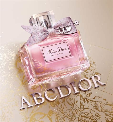 Dior Fragrance Makeup And Skincare Holiday Essentials Dior Dior