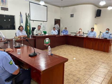 Secretário Riedel Entrega Saneamento Cartão Mais Social E