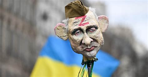 Гаазький трибунал стає реальністю як Україна та Захід домовляються про спецсуд для Путіна