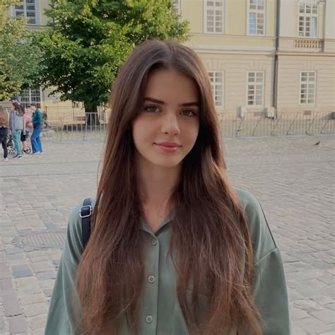 Daria Pacheva Daria Pachevaa • Threads Say More