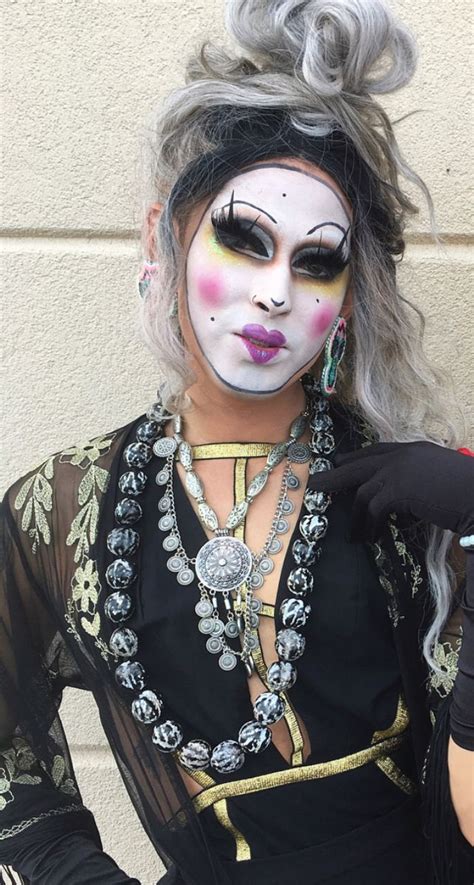 Pin On Crystal Elizabeth Mary Methyd Queen Makeup Drag Queen Makeup