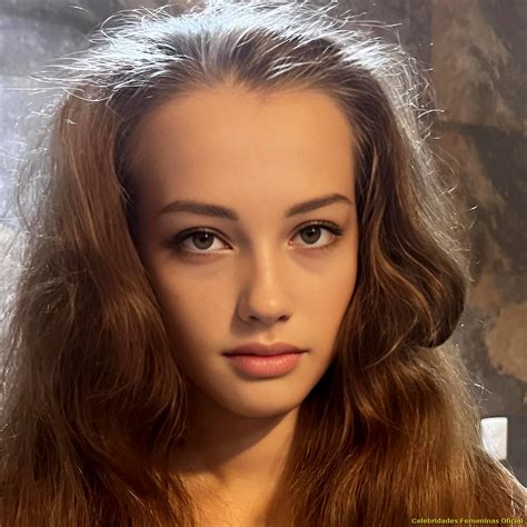 Celebridades Femeninas Oficial Anfisa Siberia Esta Belleza Si Que