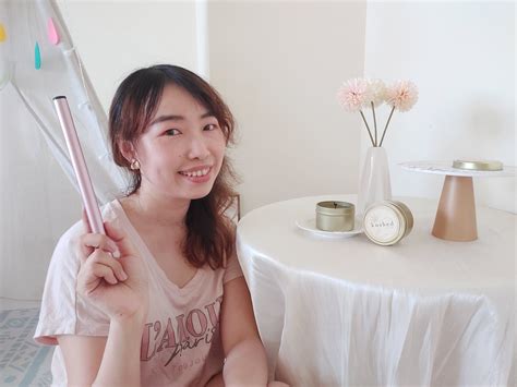 海蒂 Heidi 各位~ 周末開心啦~ 新片🎬 開箱我的第一顆香氛蠟燭給大家看 ♥