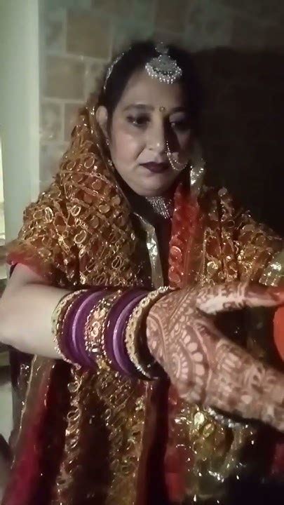 🤗करवा चौथ पर चांद को अर्ग देते हुए🤗 Shortvideo Sortsviral