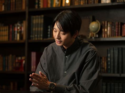 向井理さん「夫婦でも話さないと分からないことがたくさんある」。夫役に思う：tellingテリング