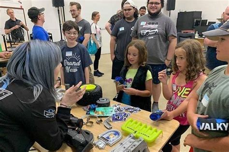 Interview With Battlebots Team Valkyrie Captain Lucy Du
