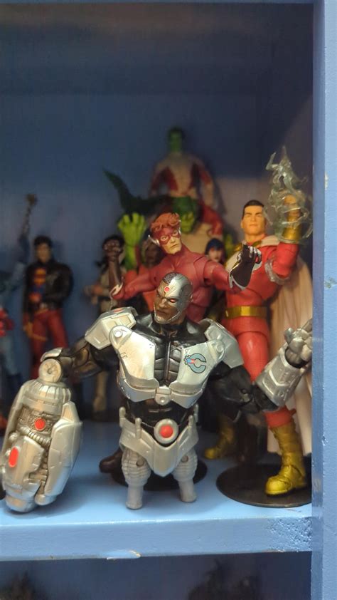 Anyone Have The Flashpoint Cyborg Baf Legs R Mcfarlanefigures