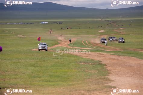 Соёолон БЭнхбаярын хурдан хээр соёолон түрүүллээ