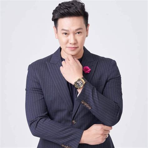 อาจารย์โอม นันท์ธรัฐ เชาวนปรีชา ติดปีกออนไลน์